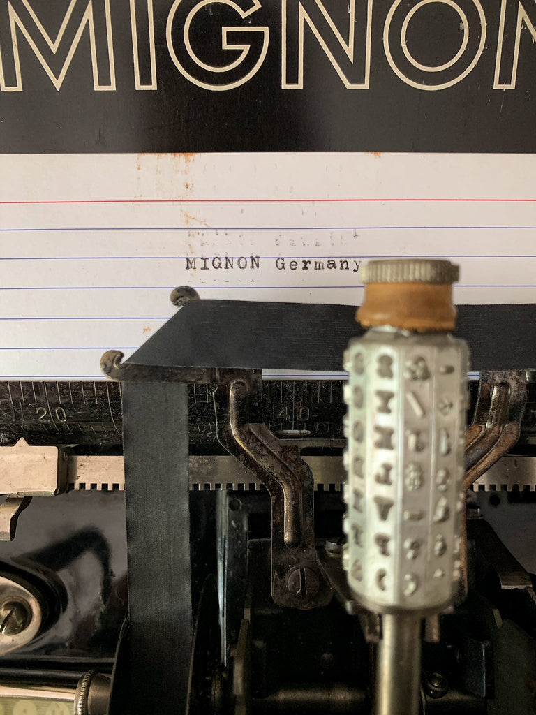 1920 Mignon 4 Index Typewriter (Germany) – The Curious Artisan